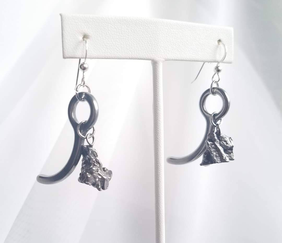 Skydiving Parachute Closing Pin Earrings With Meteorite! - Etsy