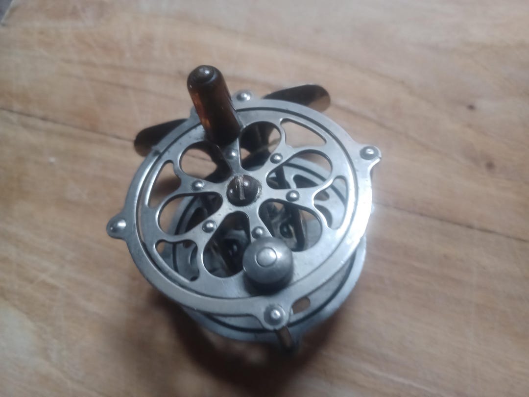 A Pflueger Progress Fly Reel Ally - Very Clean Model 80 - Etsy