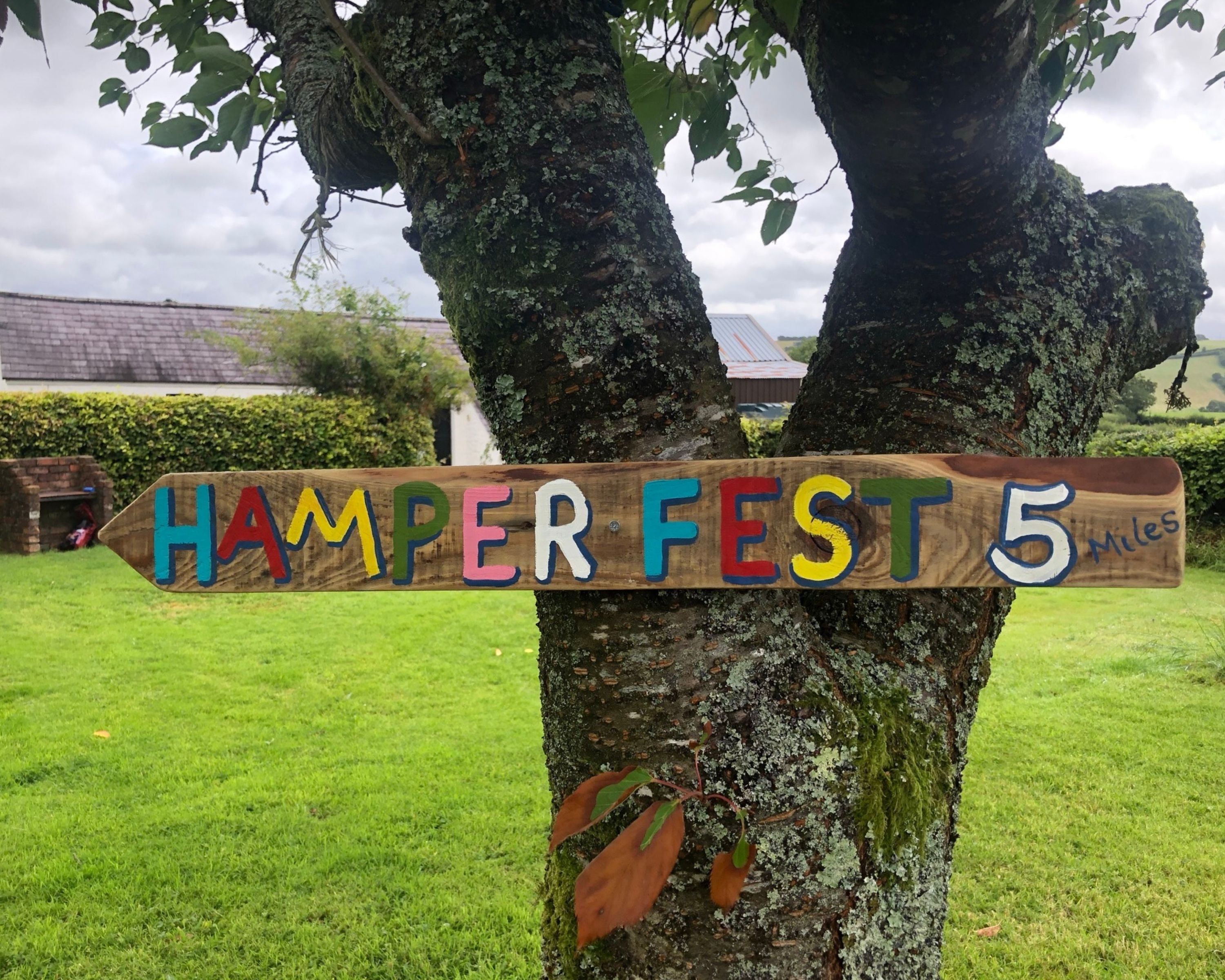 2 X Festival Destination Signs Directional Travel Arrow - Etsy UK