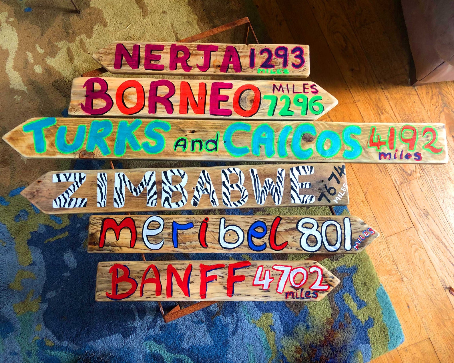 6 X Travel Arrows Customised Signs Destination Sign - Etsy UK