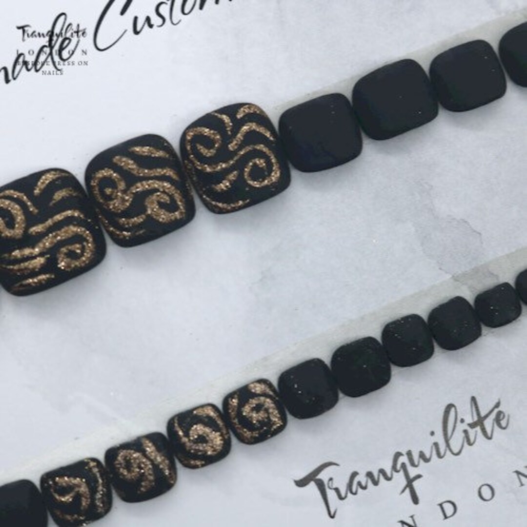 Matte Black Gold Glitter Nail Art Toes Press on Nails Nails False Nails ...