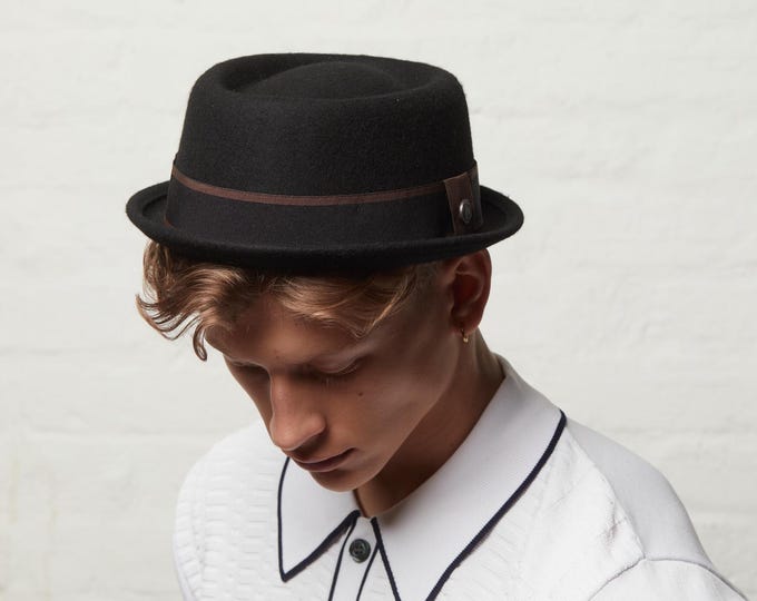 Vintage 1960s Mr. John Hat / 60s Mod Op Art Black and White ...