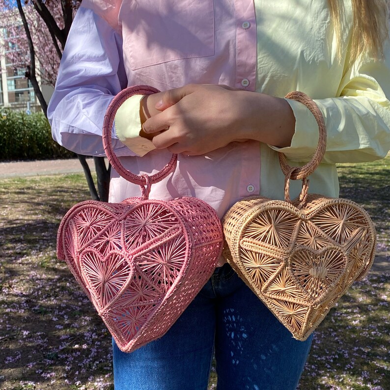 Heart Shaped Straw Bag Palm Bag Handmade Purse With Top Handle Iraca ...