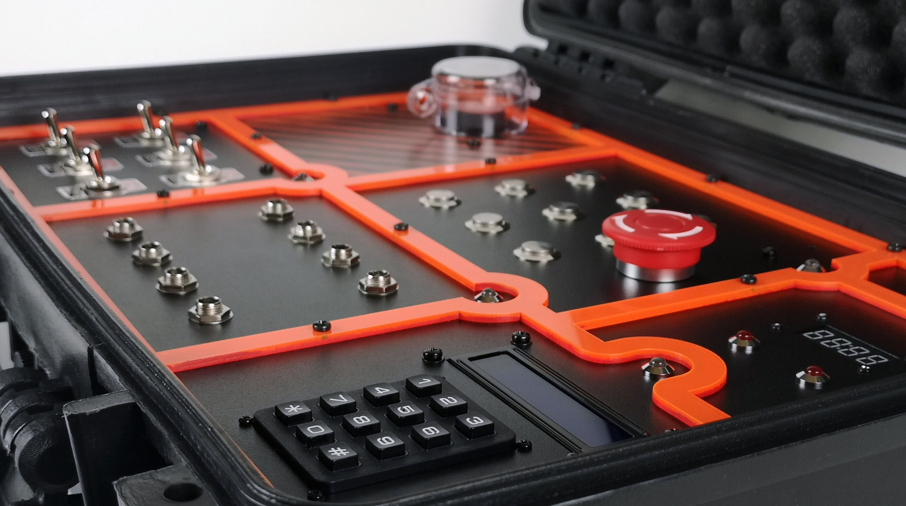 Explorer Case – Portable Escape Room Box - Etsy