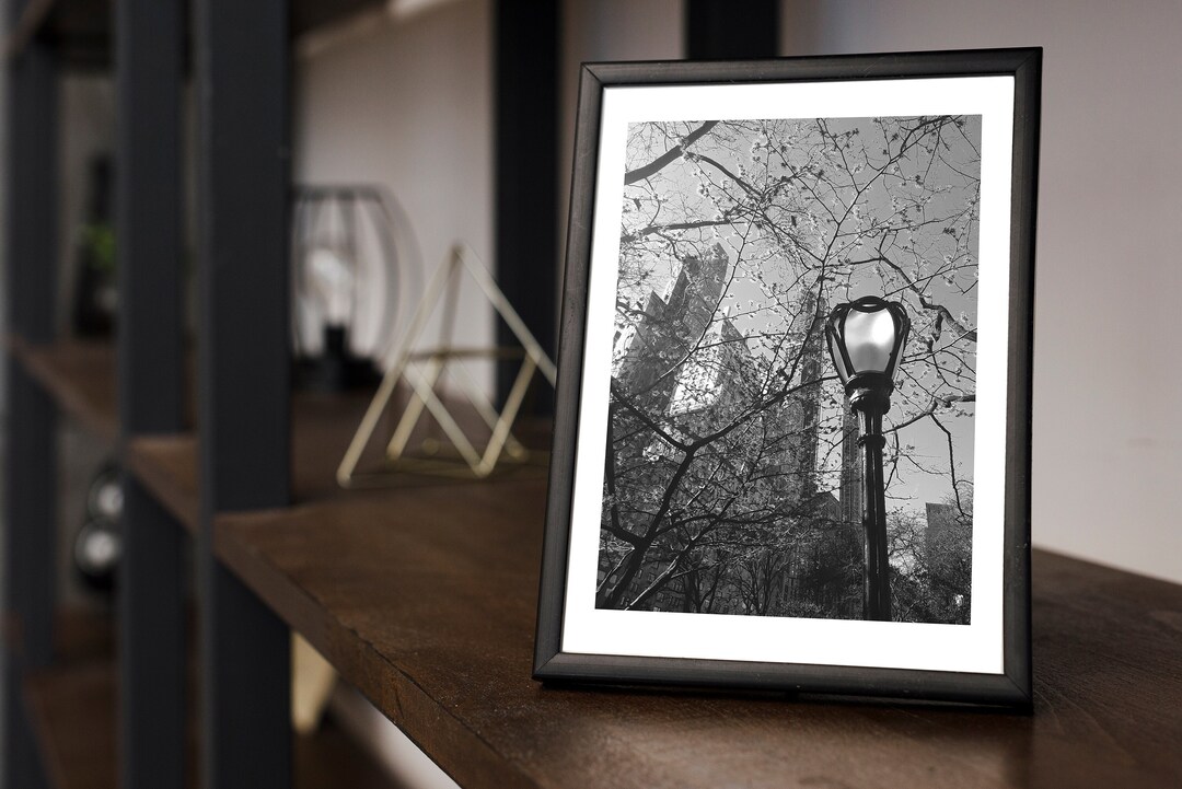Black and White Wall Art Print, Streetlight Print, Urban Wall Art ...