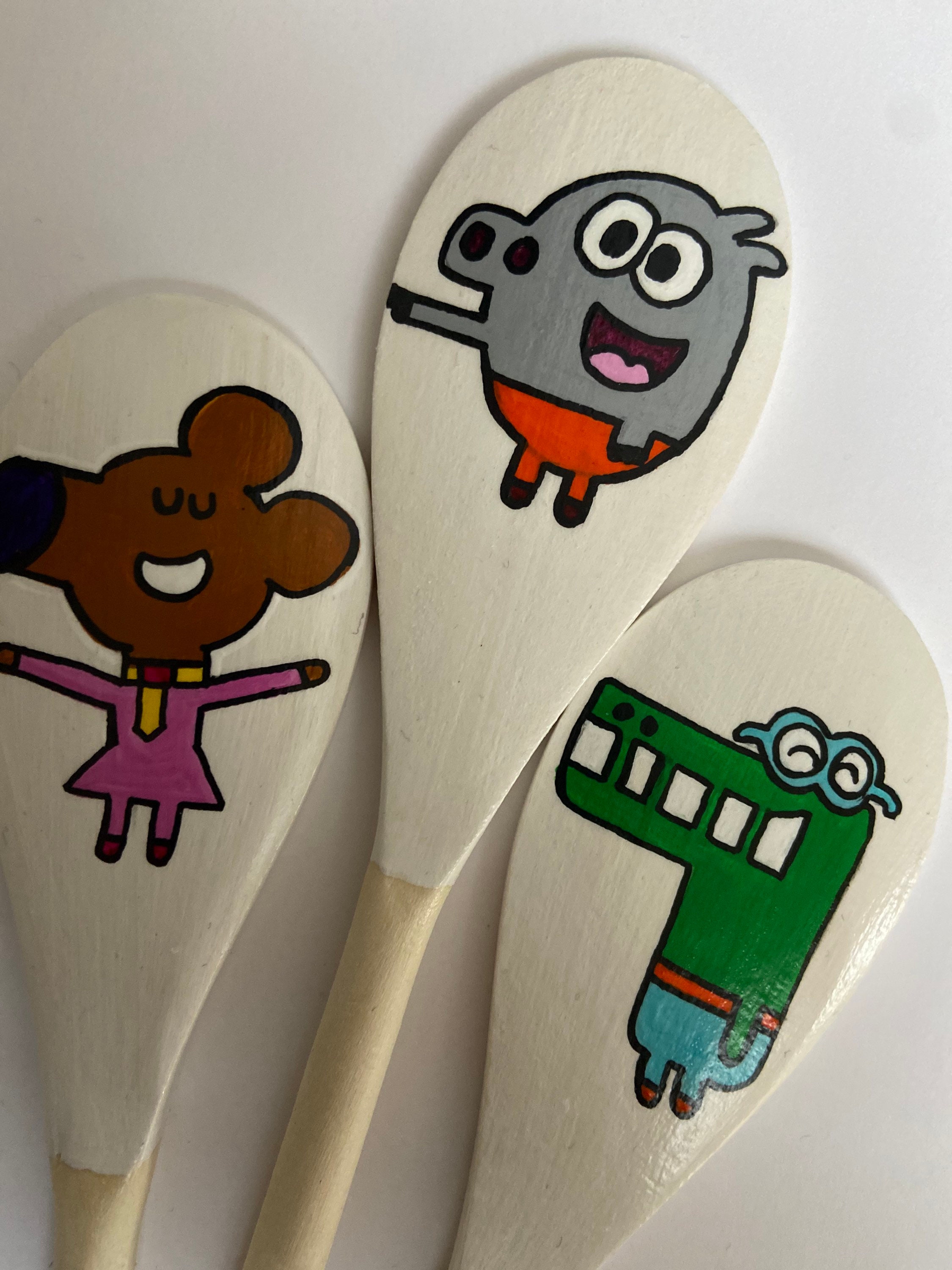 Hey Duggee Themed Story Spoons - Etsy