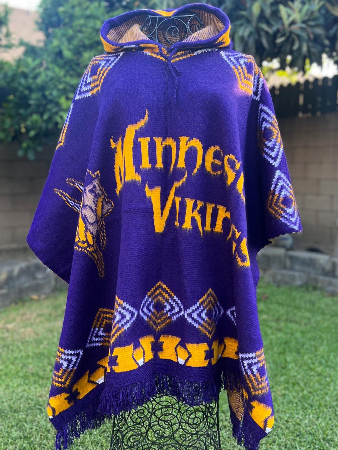 Sports Alpaca Poncho, Football Poncho,hooded, Unisex. - Etsy