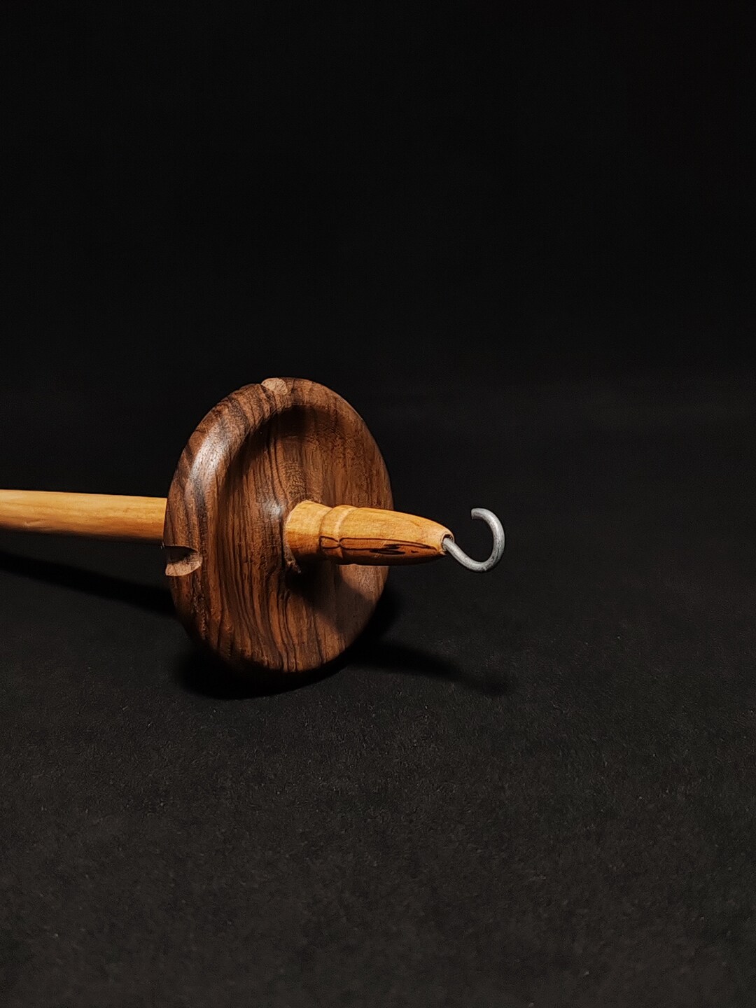 Artisan Drop Spindle With Oak Shaft and Walnut Whorl 26.5 Cm / 28 G ...