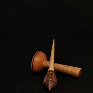 Support Spindle Set: Grey Walnut Shaft & Dark Walnut Whorl 28.8 Cm / 34 ...