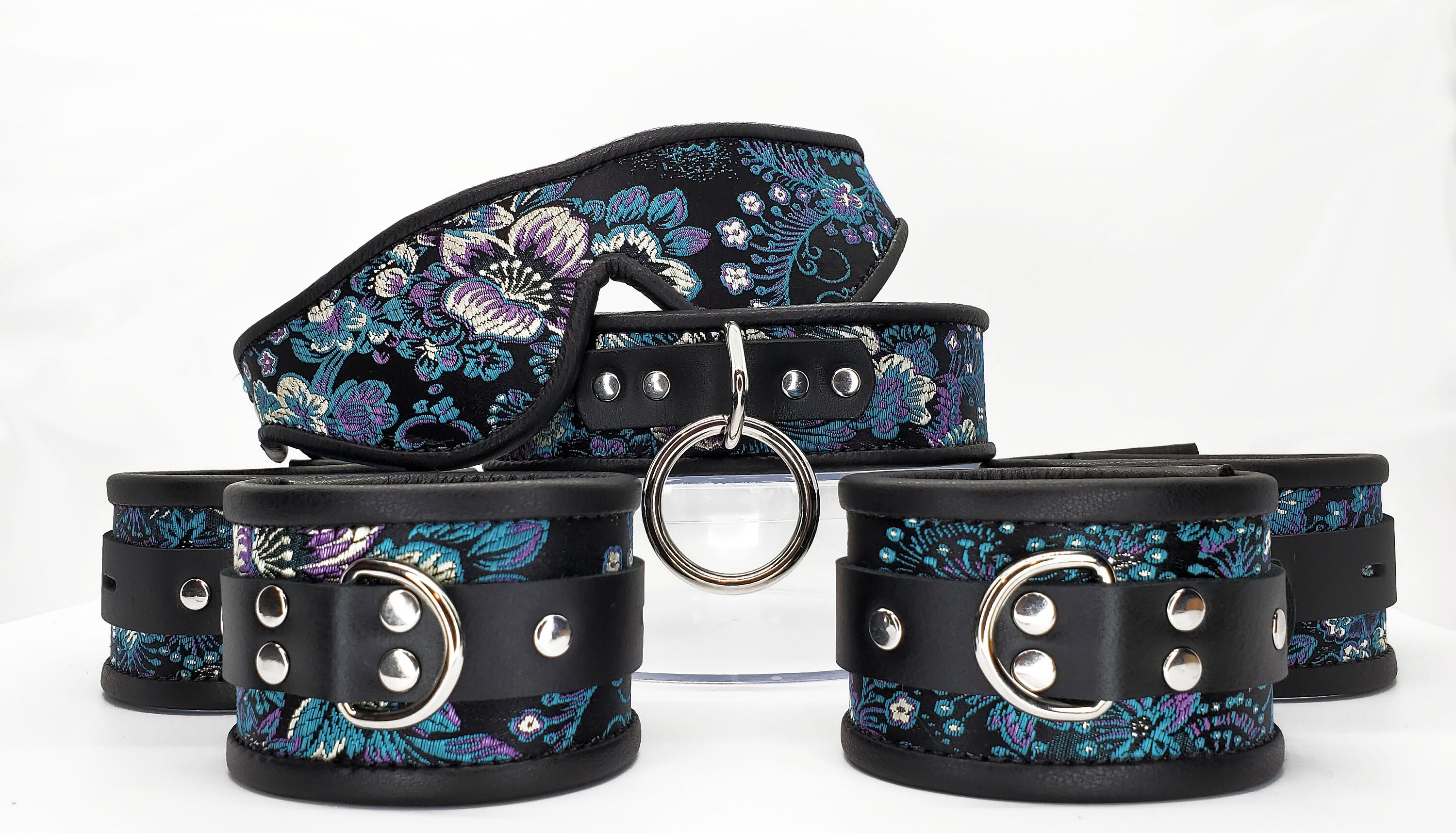 Big Restraint Set Wrists Ankles Collar Blindfold Thighs BDSM - Etsy