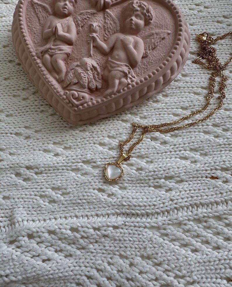 14k Gold Heart Shell Necklace, Mother of Pearl Pendant, Coquette ...