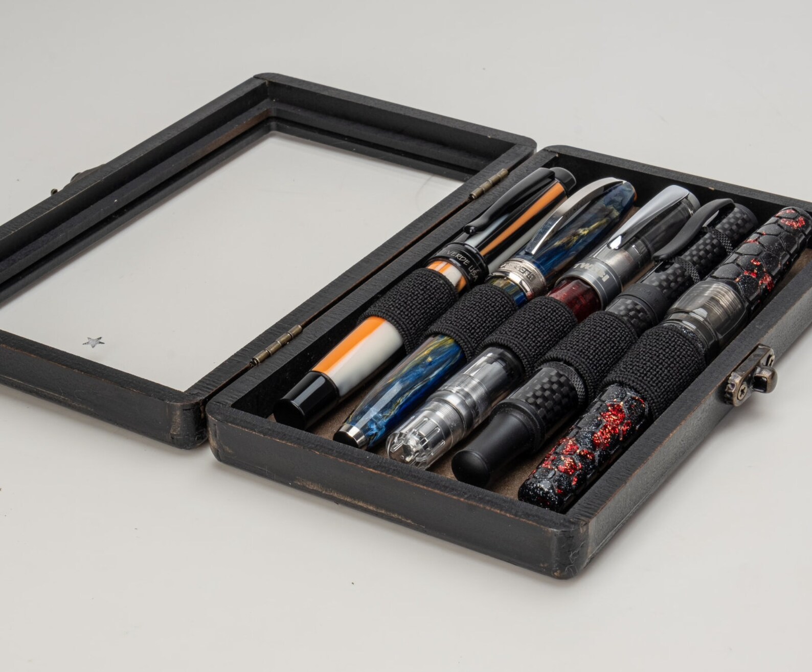 5 Pen Display Case Distressed Black Painted MDF - Etsy