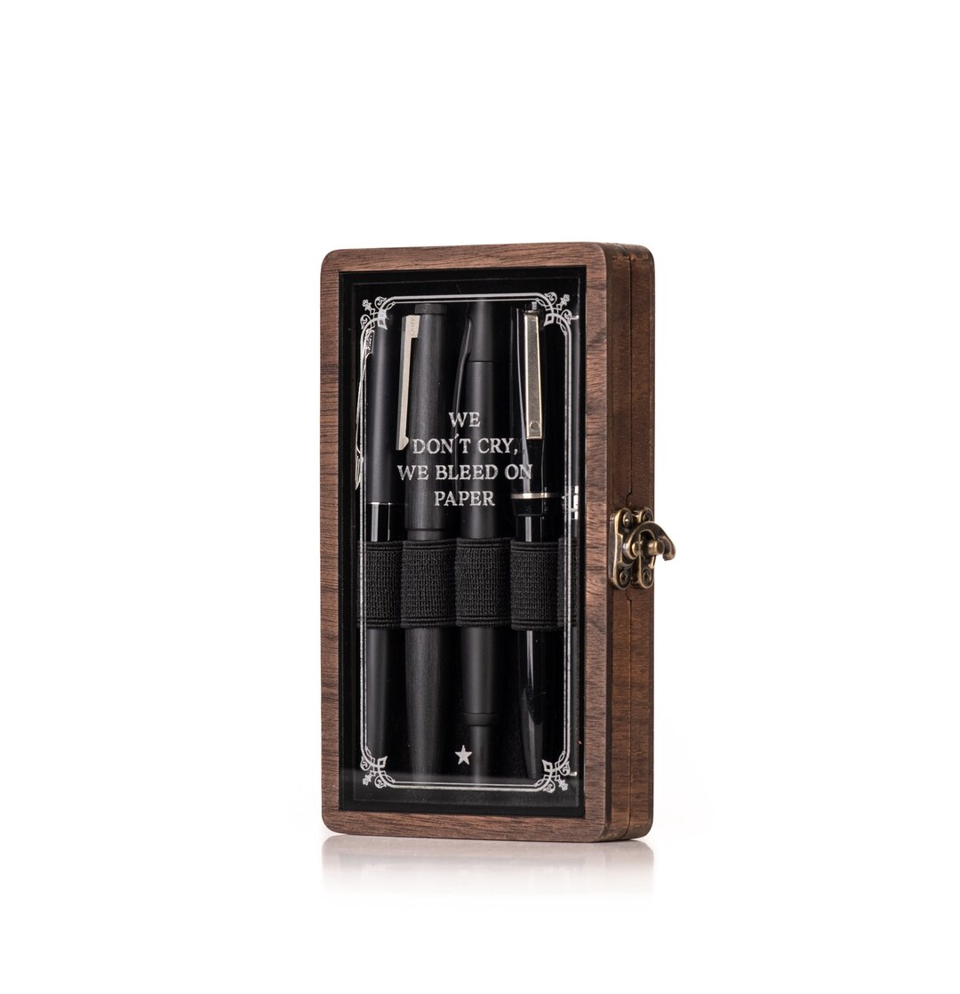 5 Pen Display Case (walnut Veneer) - Etsy
