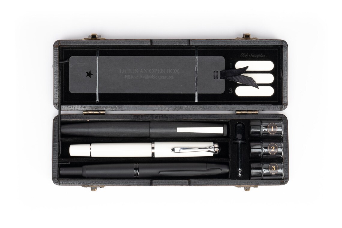 3 Pen & Sample Box - Etsy
