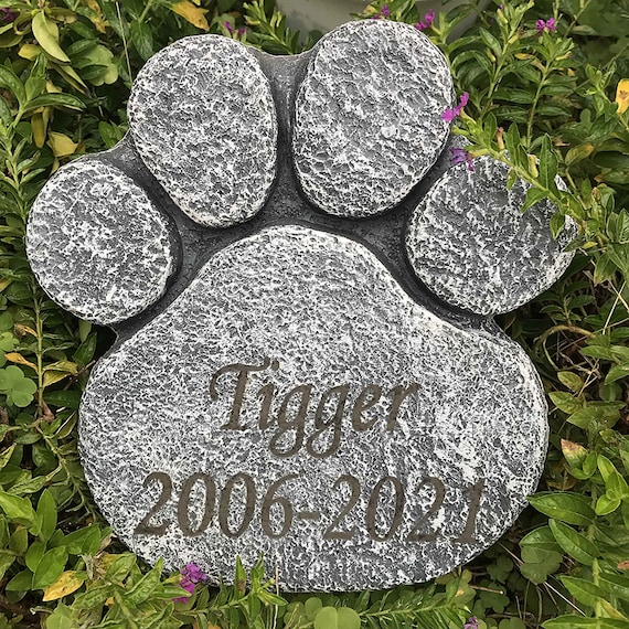Personalized Big Dog Paw Print Grave Memorial Garden Stone | Etsy