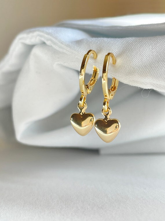 Gold Heart Huggies Gold Indie Y2k Earrings Small Dainty Heart Mini Hoops Hoops With Charm 18k Gold Plated Heart Jewelry Hypoallergenic Etsy