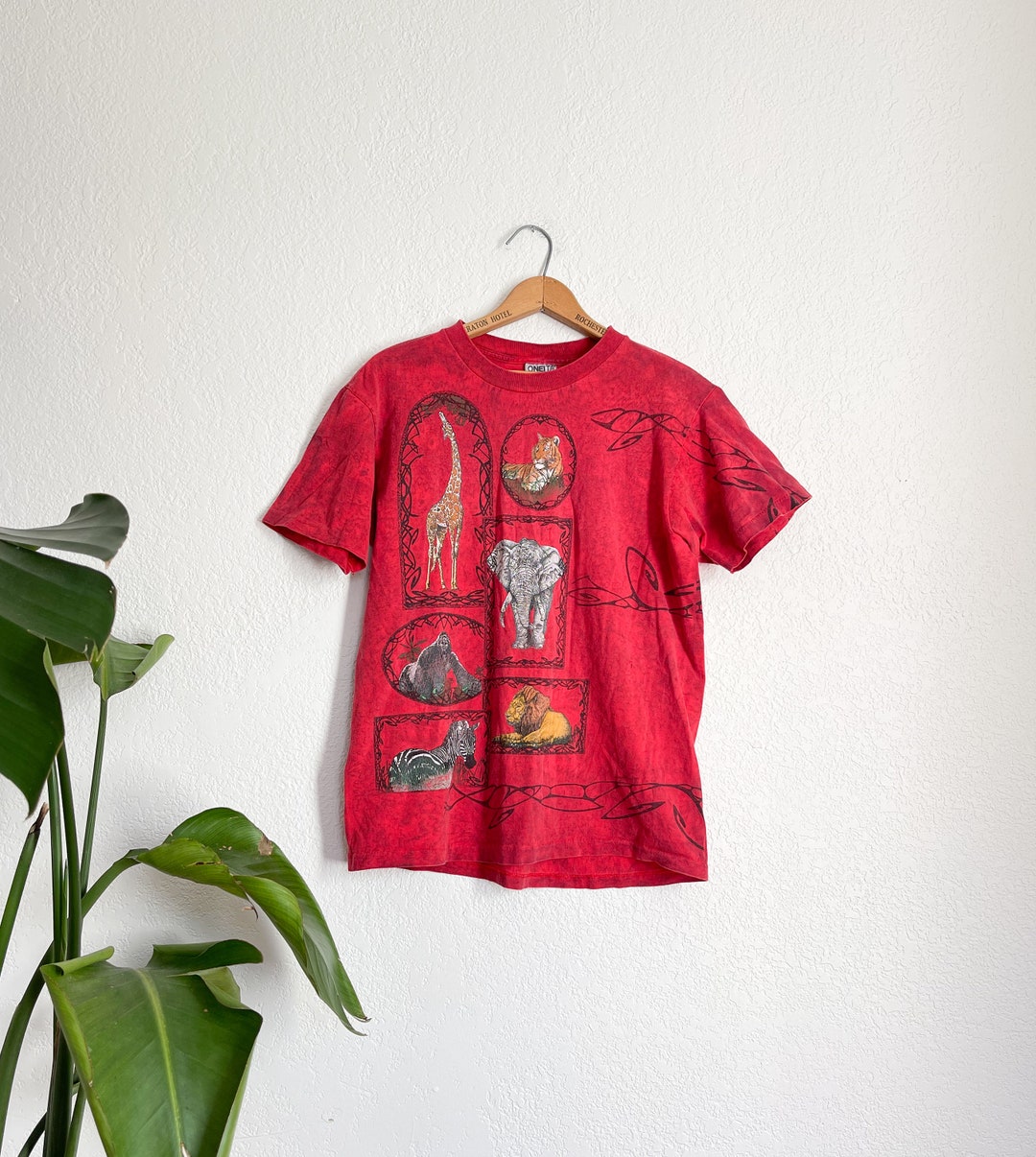 M Vintage 90s Sneaky Tees Classic Animal Wildlife Print Funky - Etsy