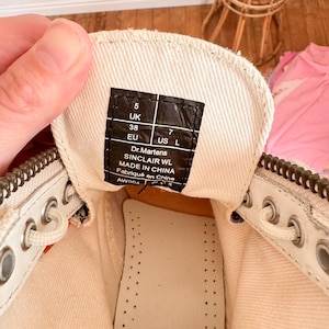 7-7.5 W- Dr. Martens Wanderlust Sinclair Platform Floral Boots Combat ...