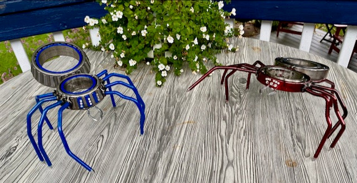 Bearing Spider (blue) - Etsy