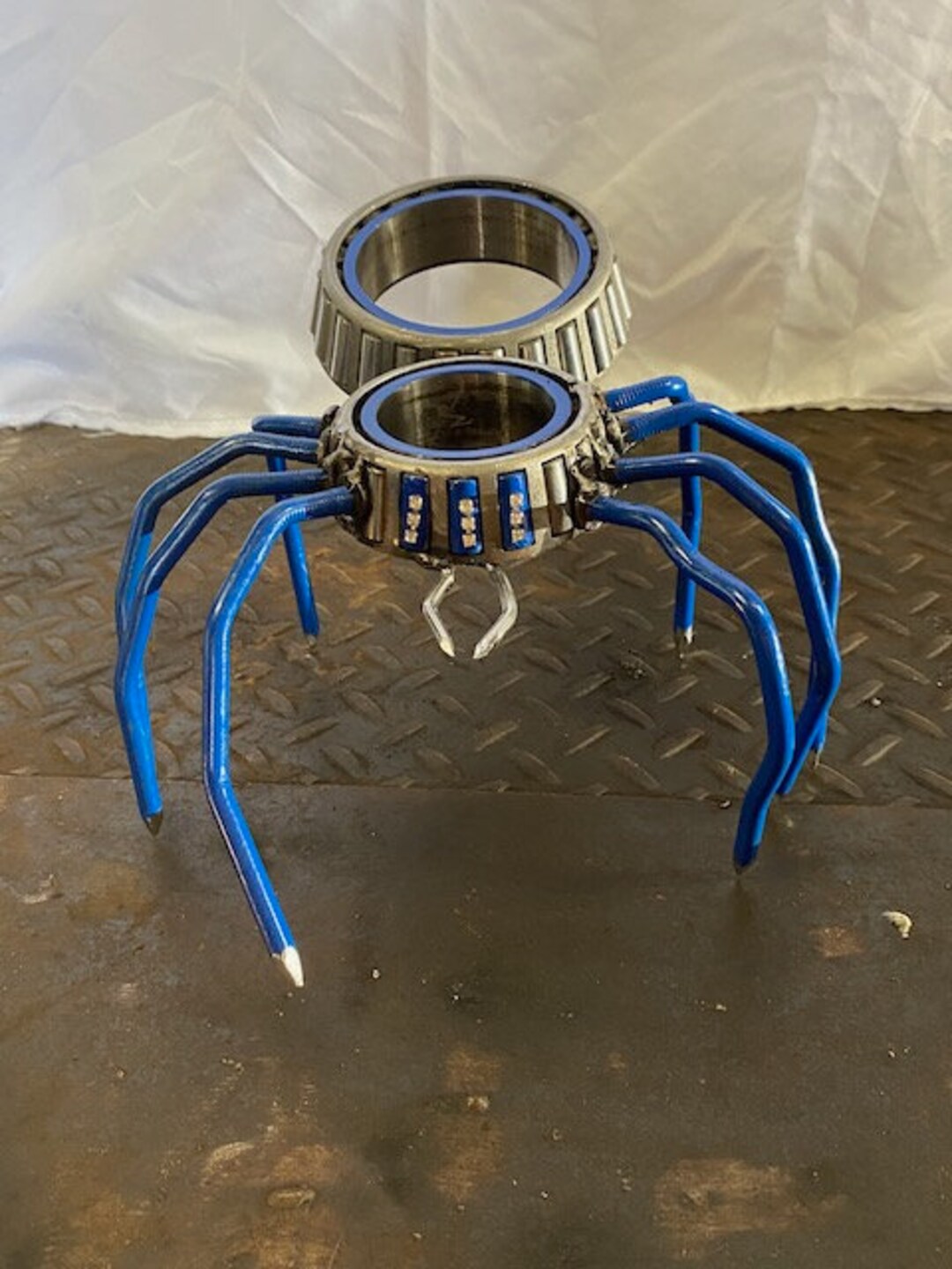 Bearing Spider (blue) - Etsy