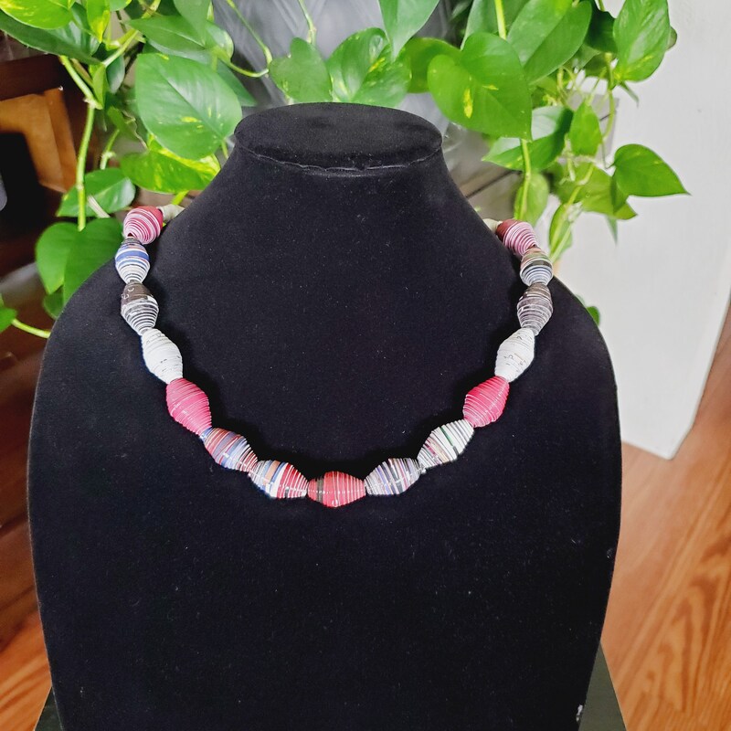 Paper Bead Necklace - Etsy