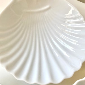 Vintage White Apilco Scallop-shaped Cookware Dishes Made in France ...