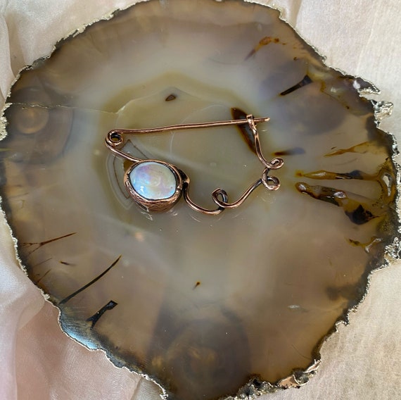 Pearl Copper Brooch/ Copper Brooch /handmade Brooch /brooch - Etsy Canada