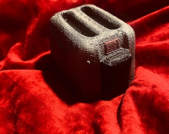 Toaster Bath Bomb “bleeds” Red in the Water - Etsy