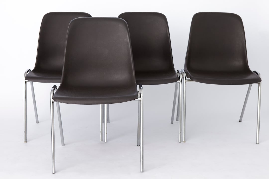 Set of 4 Vintage Plastic Chairs, German Design 1974, Chrome Legs, Mid ...