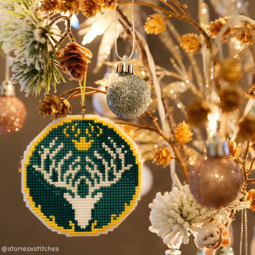 Amulet of Orynth Cross Stitch Kit - Throne of Glass - Sarah J Maas ...