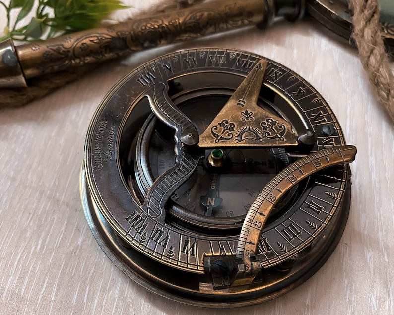 Personalized Sundial Compass 8th Anniversary Gift for Men - Etsy