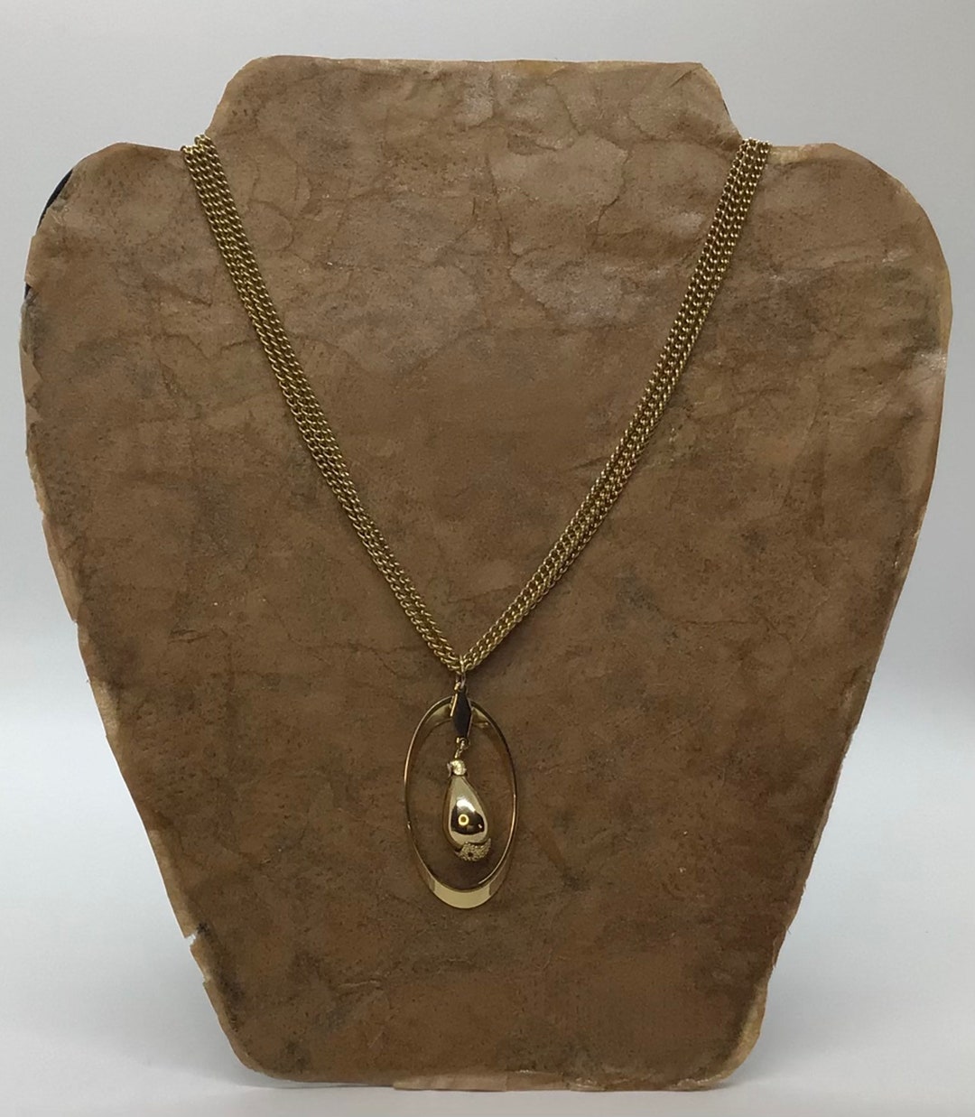 Vintage Lisa Jewels Co. Gold Tone Multi-strand MCM Drop Pendant ...