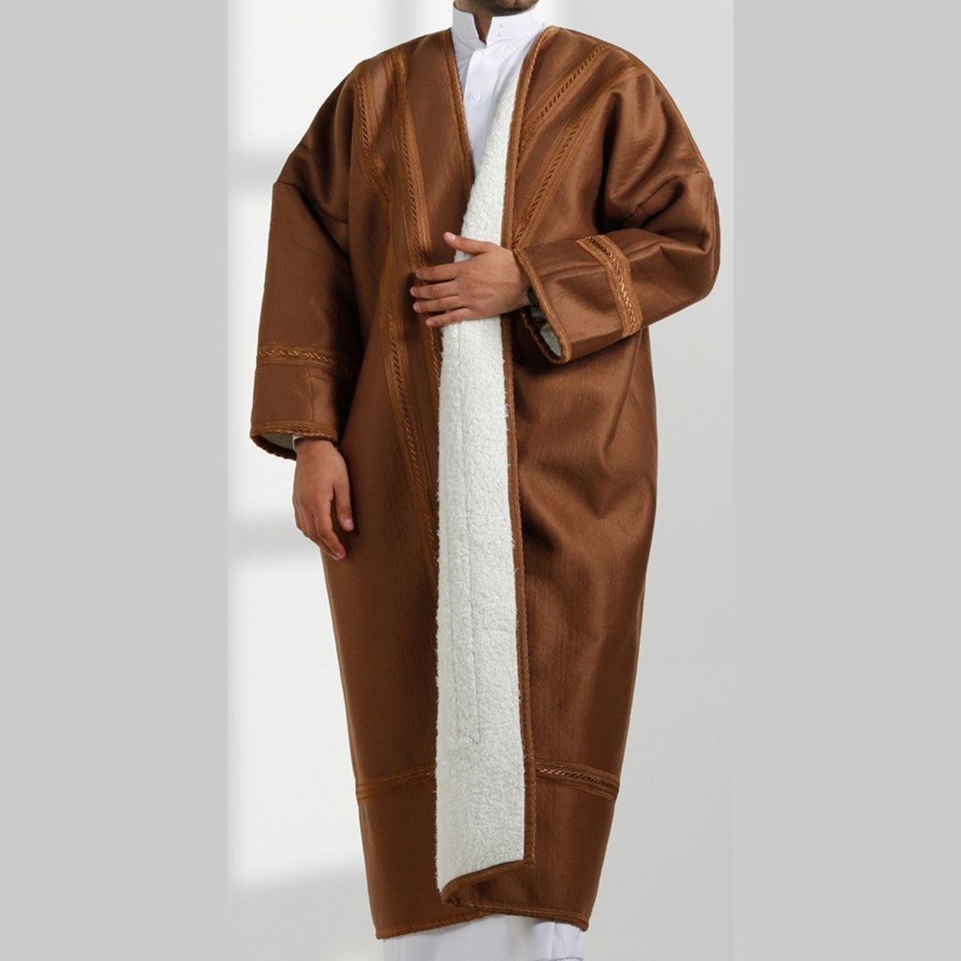 Farwa Coats Hand-stitched From Heavy Fur to Protect Against the Extreme ...