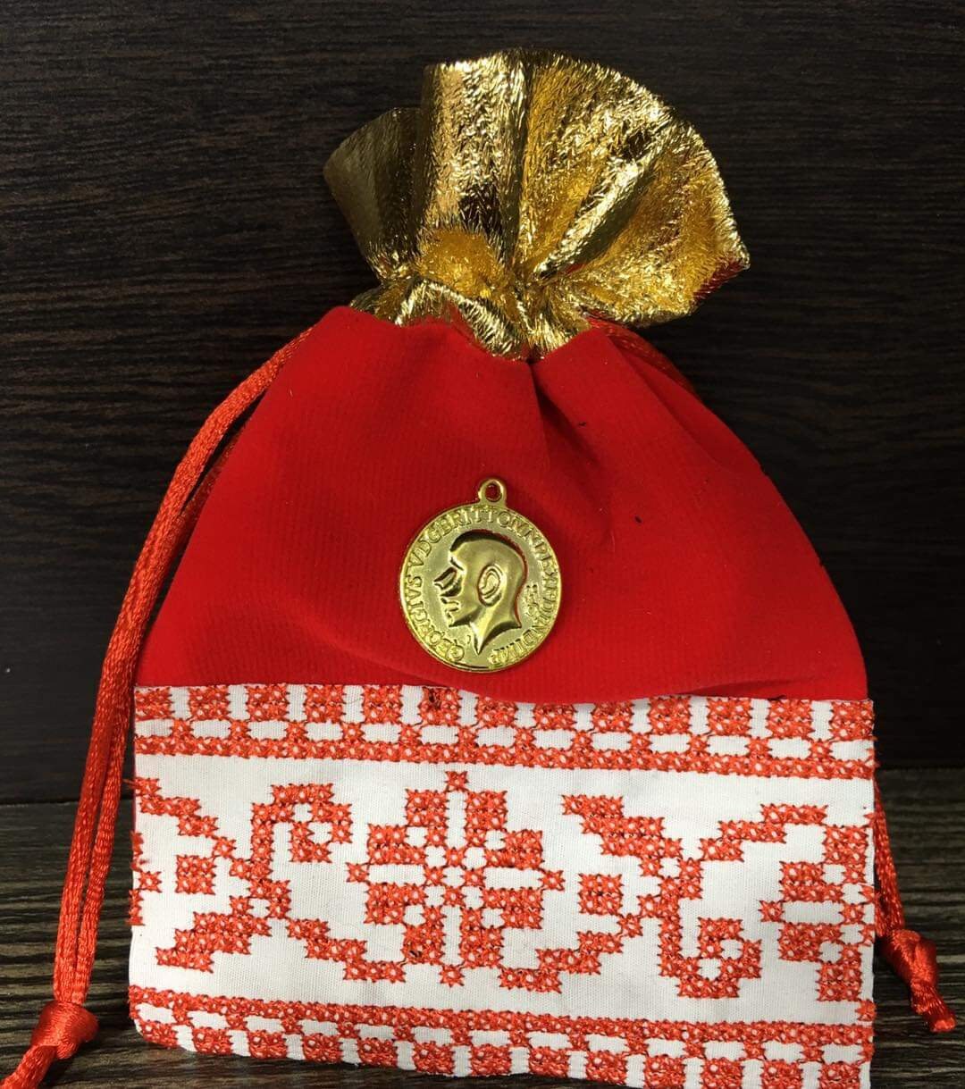 Wedding Souvenirs Made With Hand Embroidery IN Jordan 12piece ...