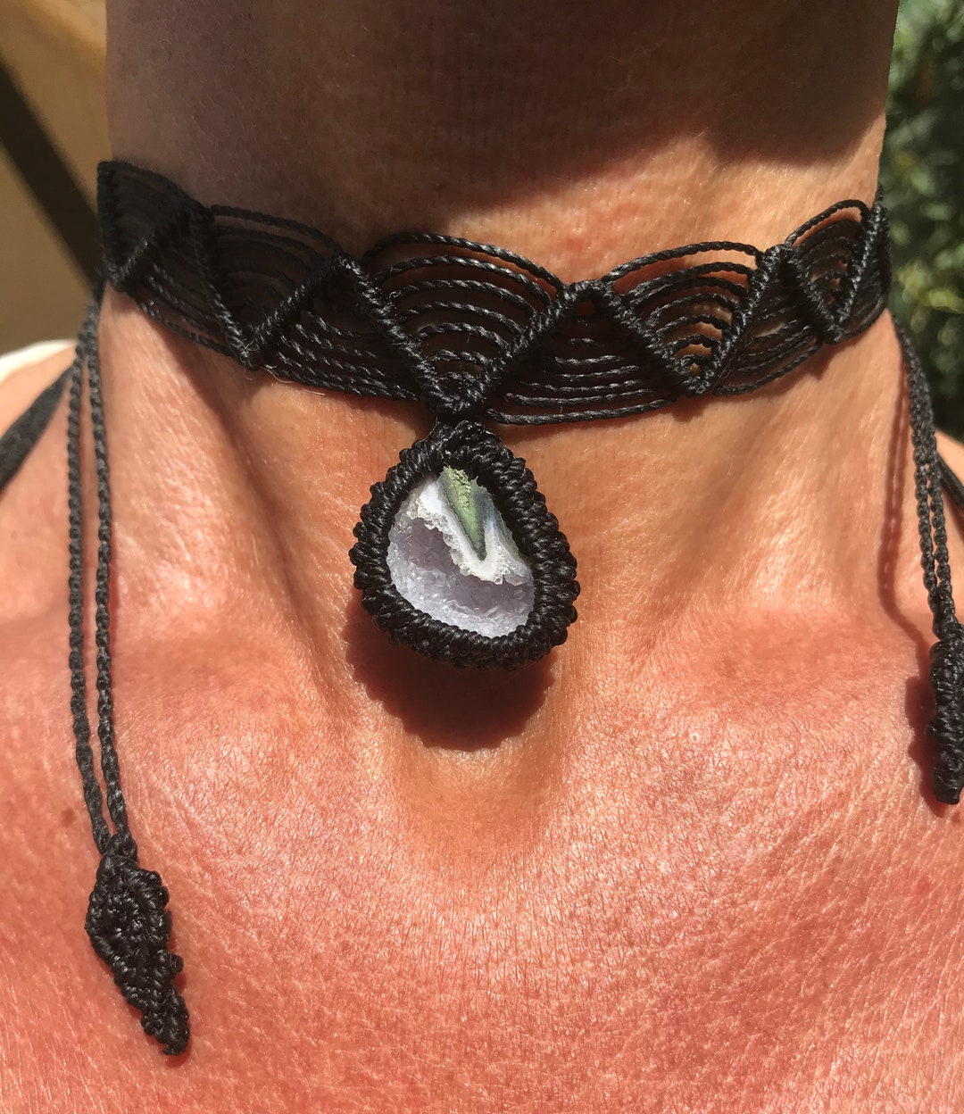 Chocker Macramè Nero Con Gemstone, Collarino Micromacramè Bohostyle ...