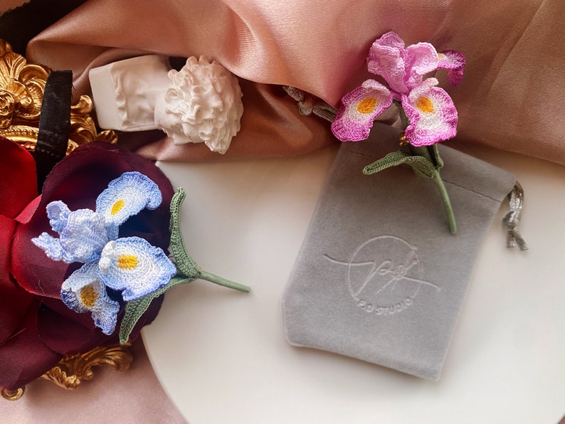 IRIS Broochcrochet Broochcrochetdutch Irisbluepink - Etsy