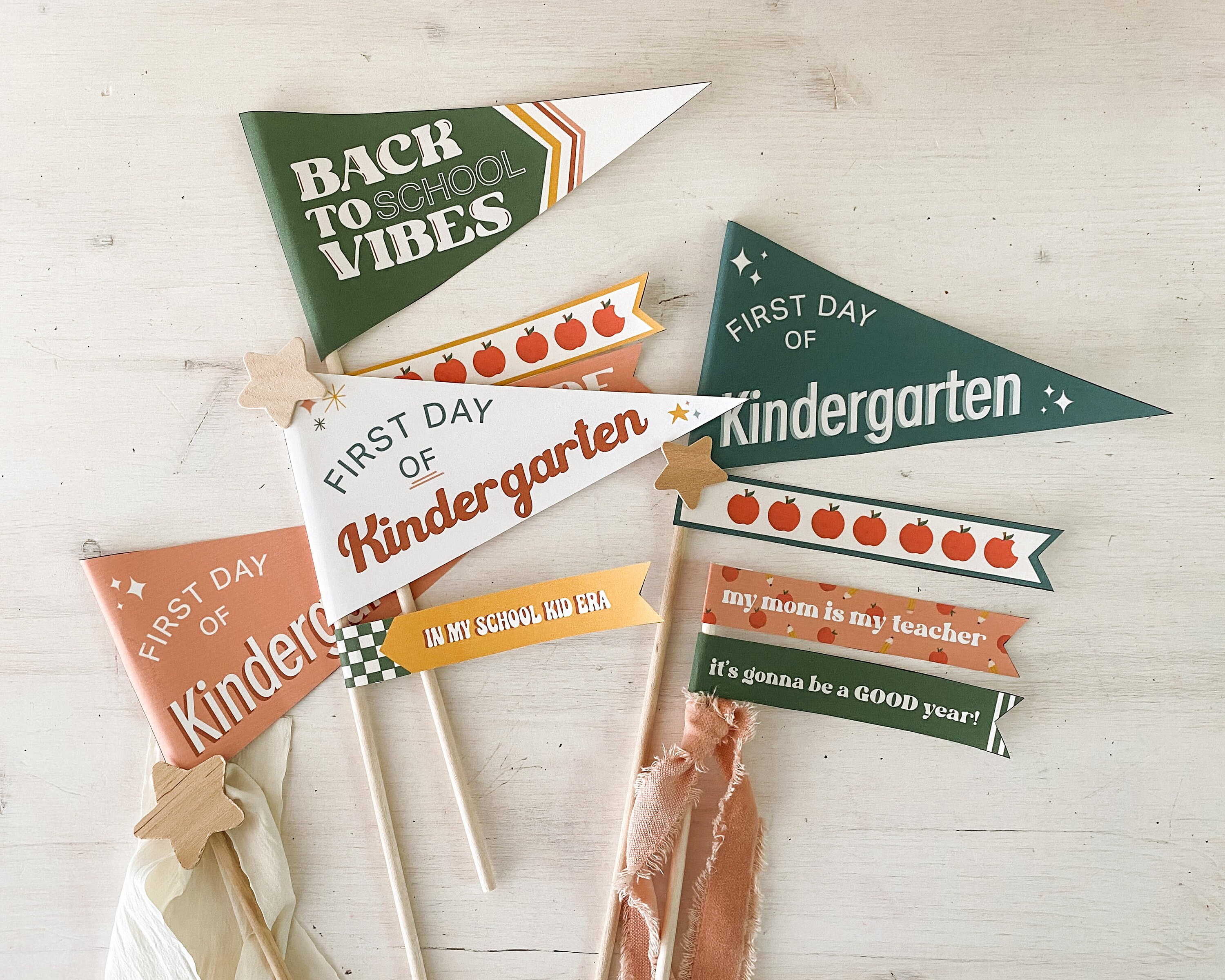 First Day of Kindergarten Pennants, Lunch Notes, and Back to School ...