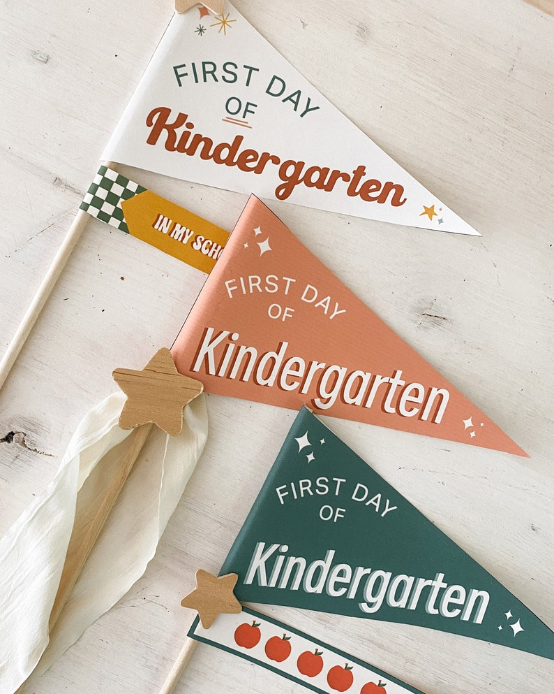 First Day of Kindergarten Pennants, Lunch Notes, and Back to School ...