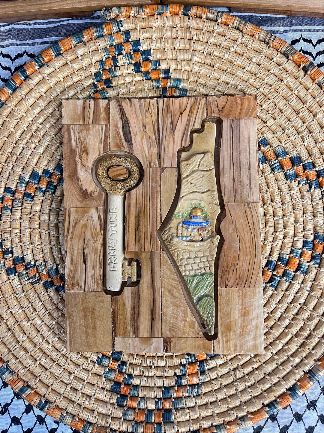 Handmade Palestinian Craft Art Olive Wood Map With Key Wall Decor 12x9 ...