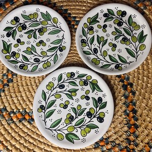 Palestinian Pottery Set of 3 Plates 21cm Green Olive Tree Branch ...