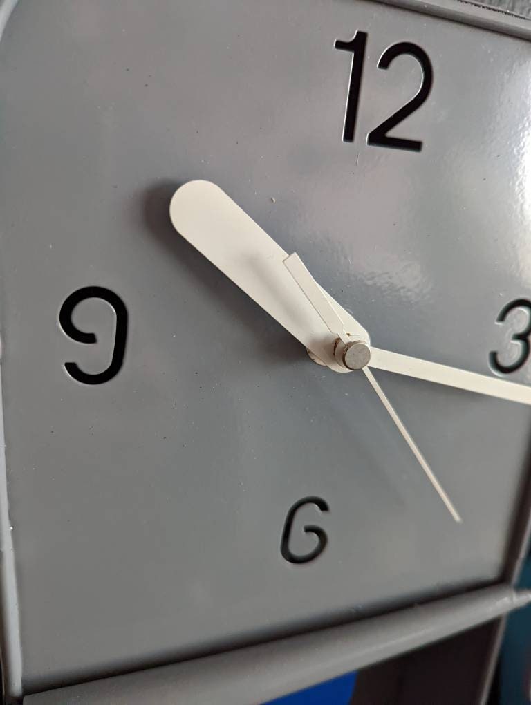 Fabulous Metal Sardine Clock With Swinging Fish Pendulum - Etsy UK