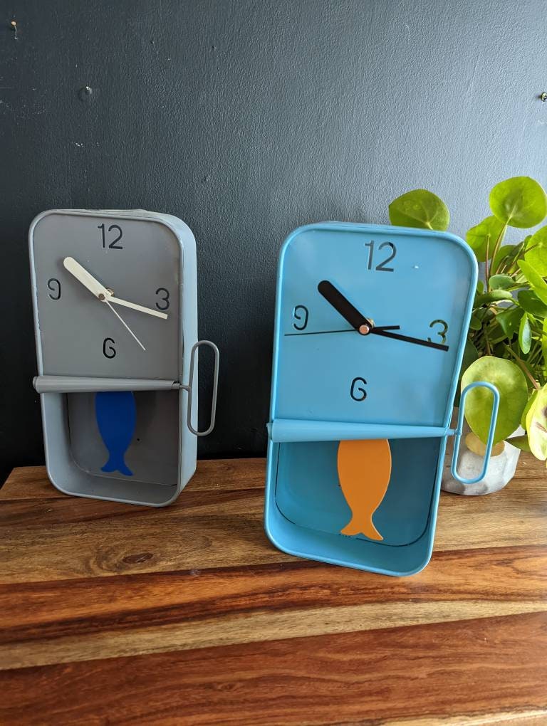 Fabulous Metal Sardine Clock With Swinging Fish Pendulum - Etsy UK
