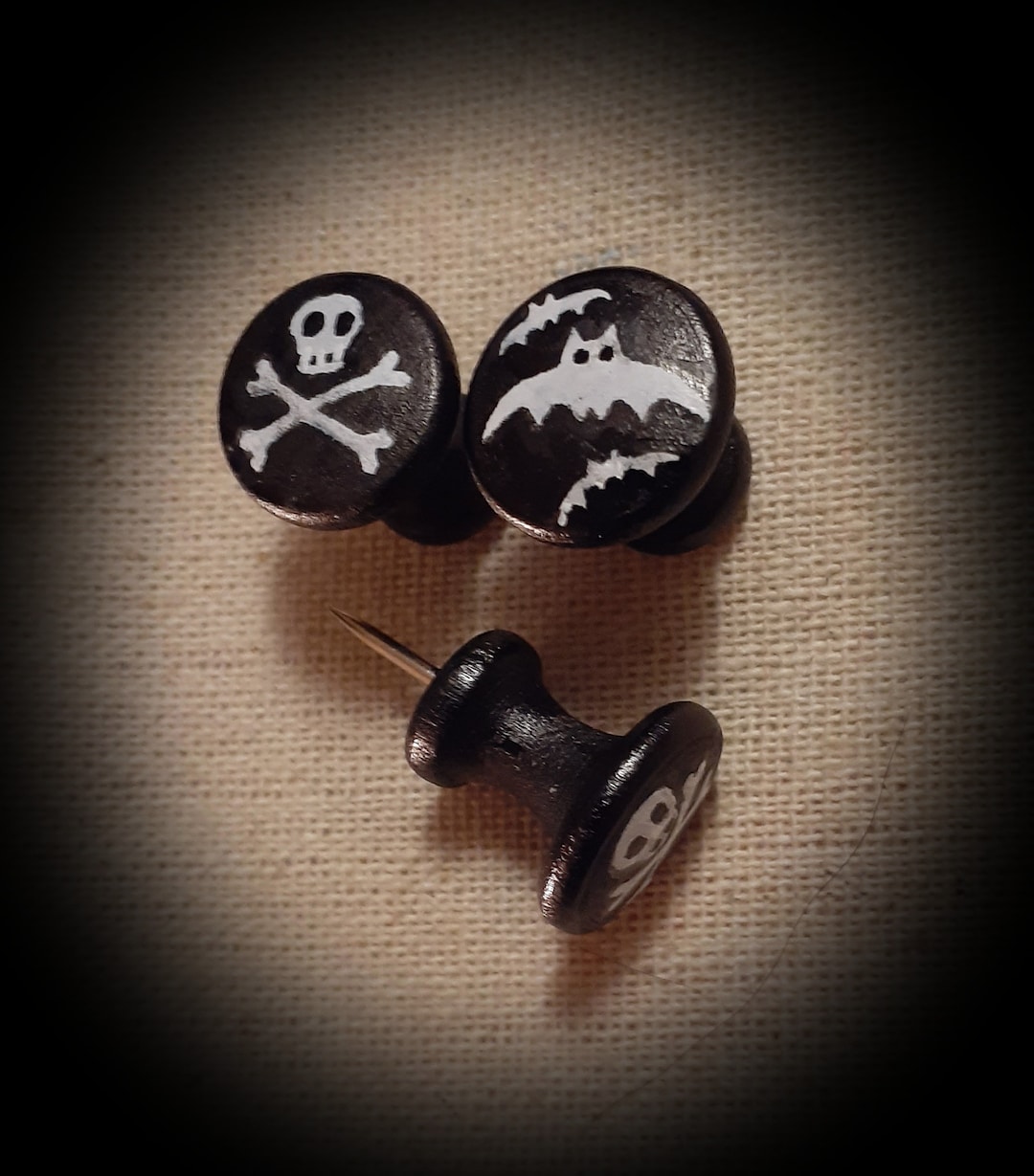 Skull or Bat Push Pins - Etsy