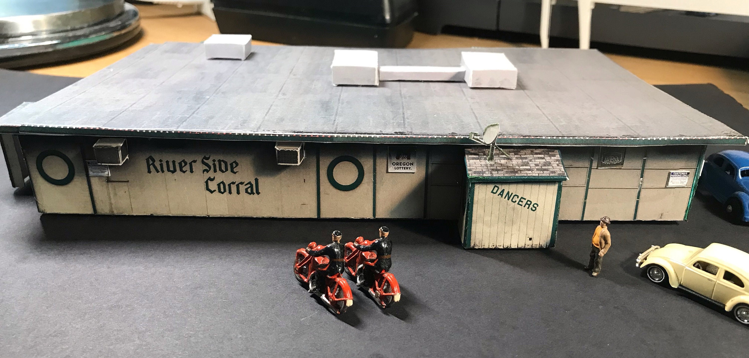 The Riverside Corral - HO (1:87) Scale Model Kit - Etsy