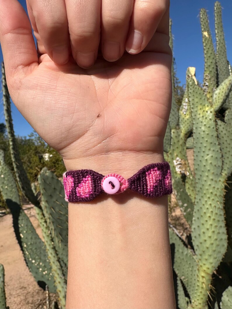 Heart Friendship Bracelet Alpha Pattern With Button Closure Valentine’s ...