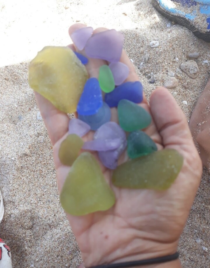 Sea Glass Flowers Flower Vase Sea Glass Art Cdmediterraneo Etsy