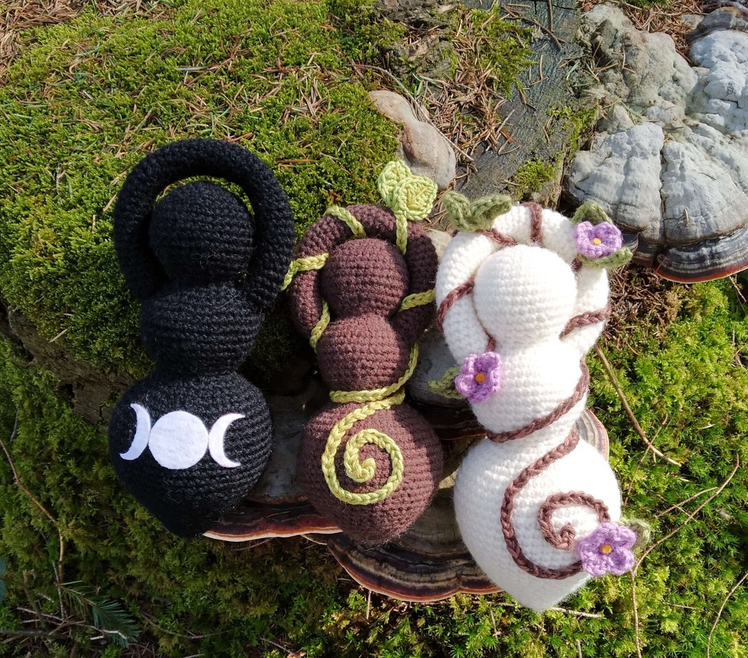 Nature Goddesses, Gaia, Ostara, Selene, Altar Dolls, Wicca, Pagan ...