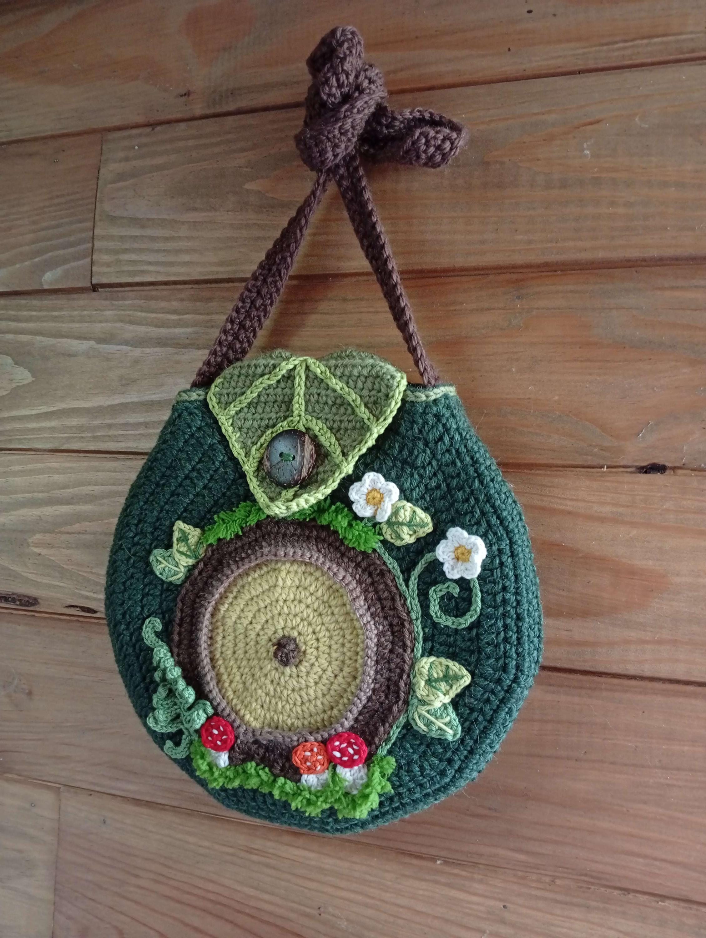 Round Door Crossbody Bag, Cottagecore, Fantasy, Cosplay, Halfling Fan ...