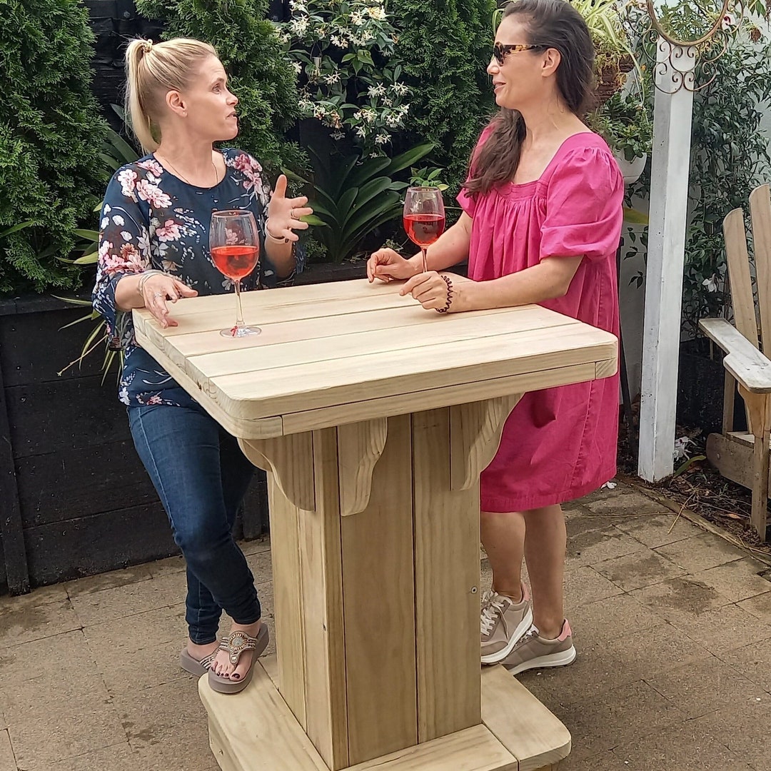 Plans for a 27-1/2" (700mm) Stylish Outdoor Pub Bar Table With Step-by ...