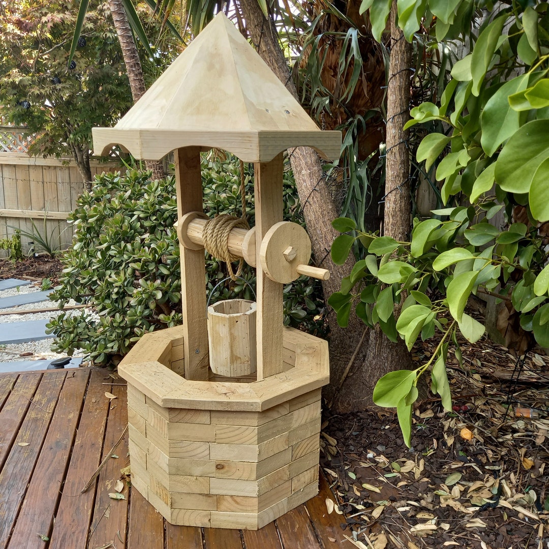 How To Build A 4 Ft Wooden Wishing Well Wood Plans With Free Wishing